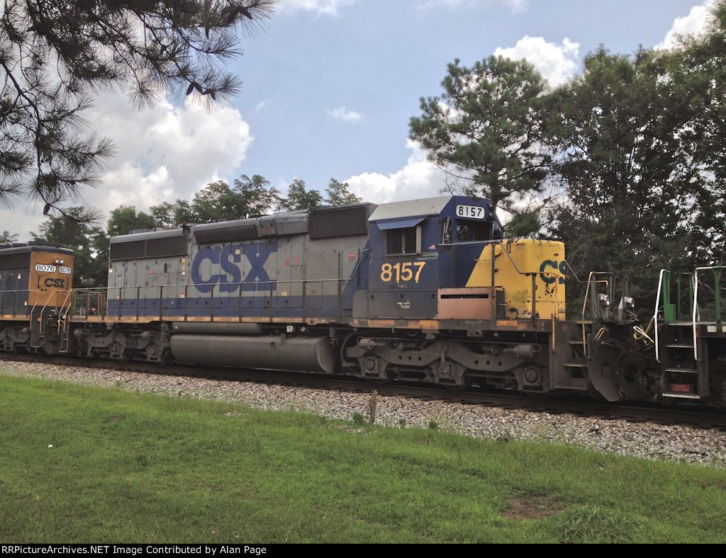CSX SD40-2 8157 runs second